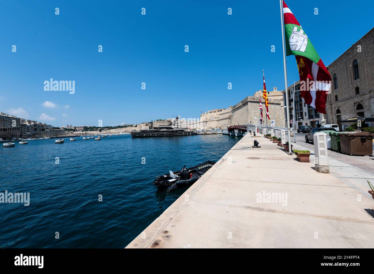 Birgu waterfront in malta hi-res stock photography and images - Alamy