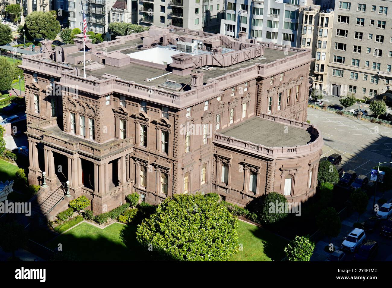 James c flood mansion hi-res stock photography and images - Alamy