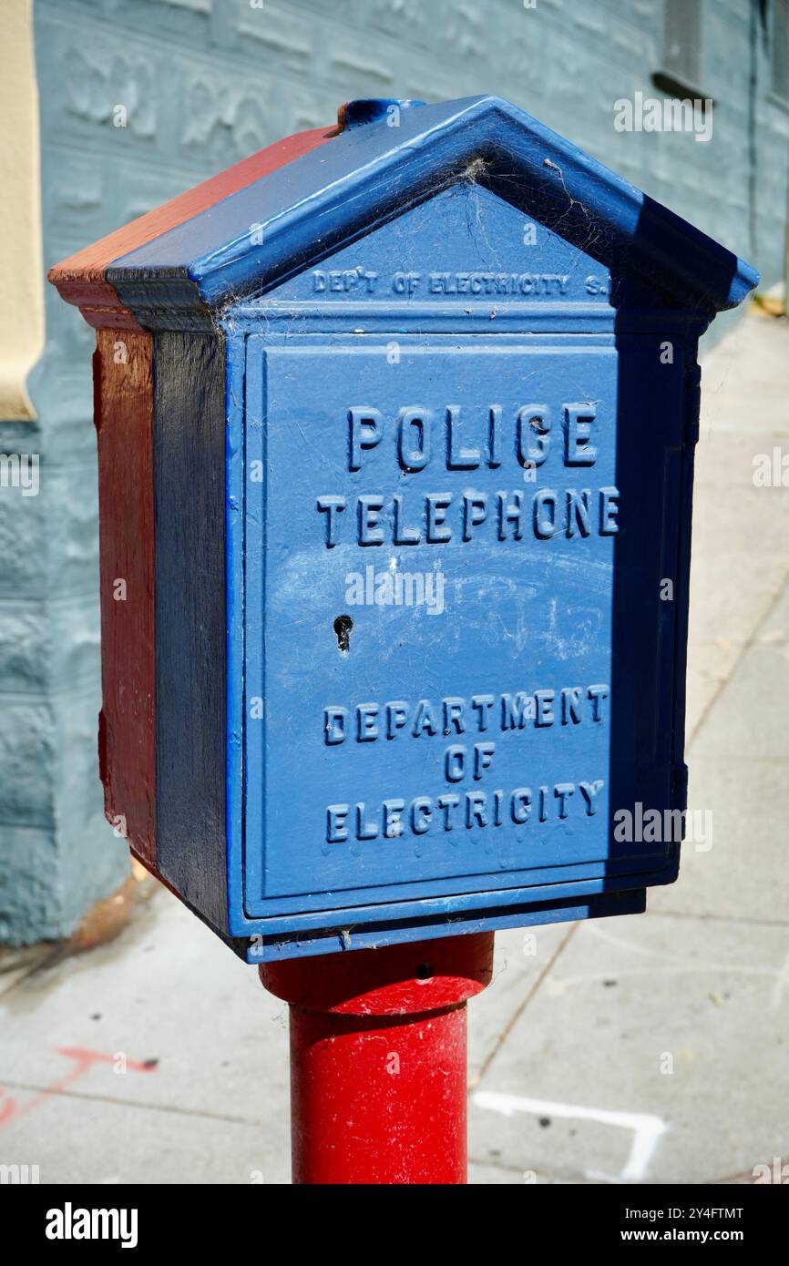 Vintage Department of Electricity Police Telephone box Stock Photo - Alamy