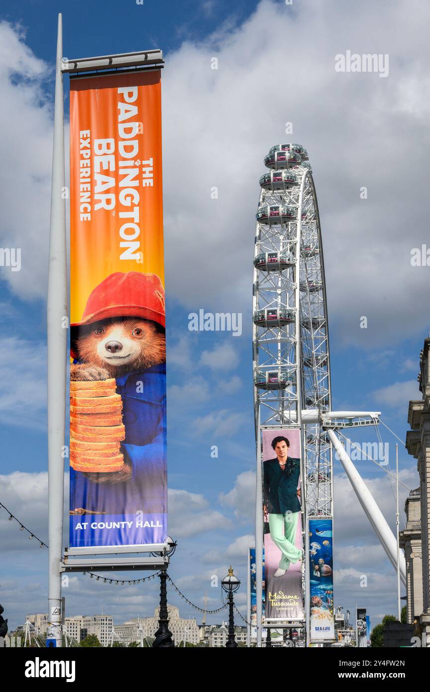 The paddington bear experience london hi-res stock photography and ...