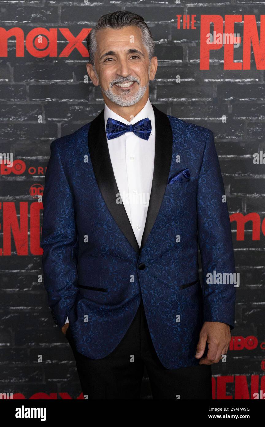 James Madio bei der Premiere der HBO Max Miniserie The Penguin im Jazz ...