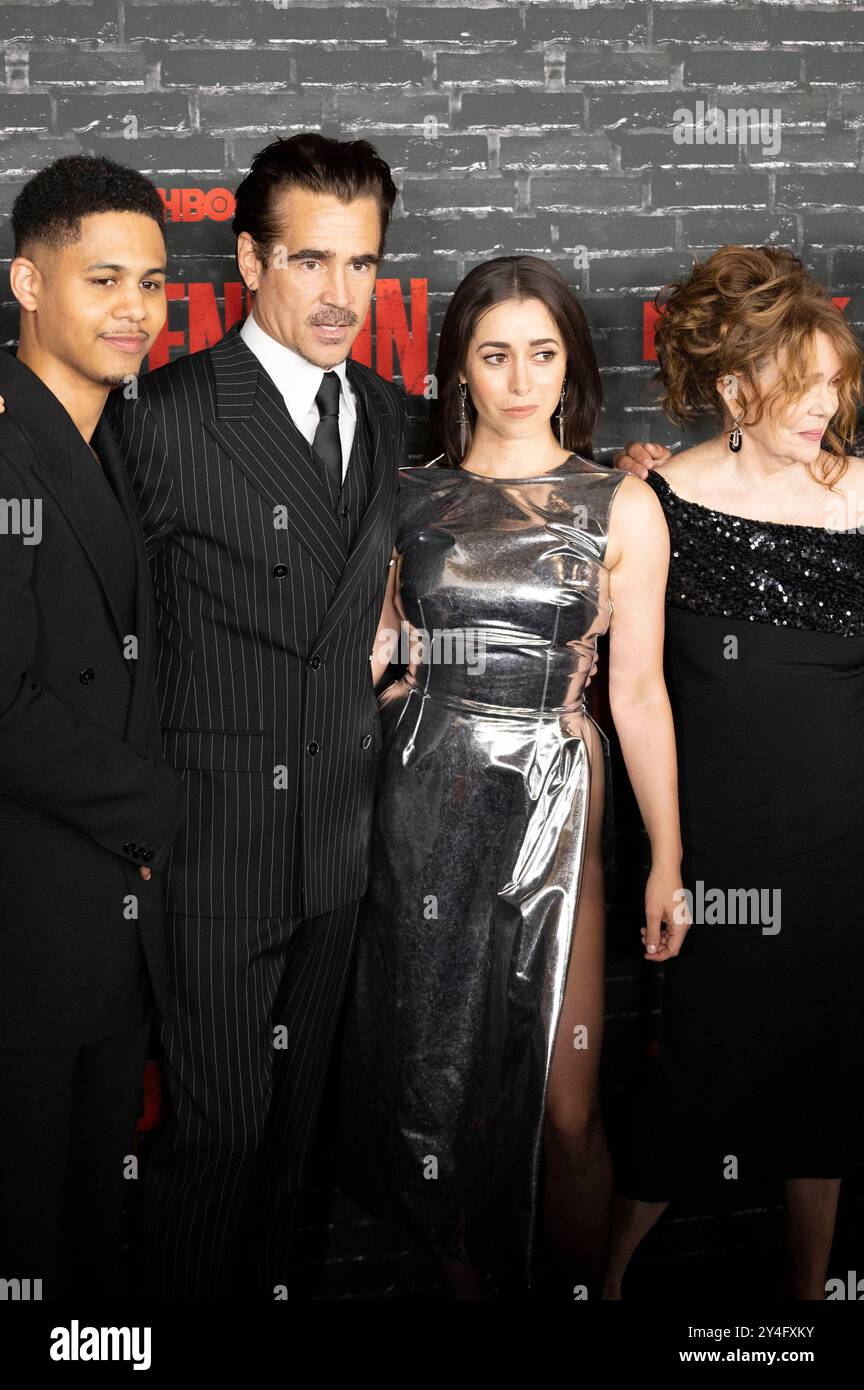 Rhenzy Feliz, Colin Farrell, Cristin Milioti und Deirdre O'Connell bei ...