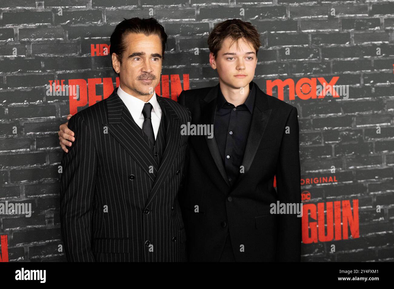 Colin Farrell mit Sohn Henry Tadeusz Farrell bei der Premiere der HBO Max Miniserie 'The Penguin ...