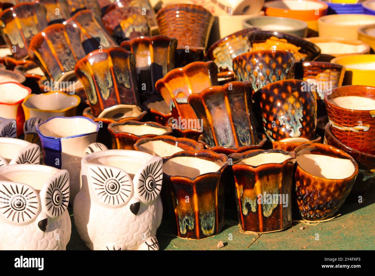 Traditional Indian handmade Items of Earthenware Or Ceramic at a Vendor ...
