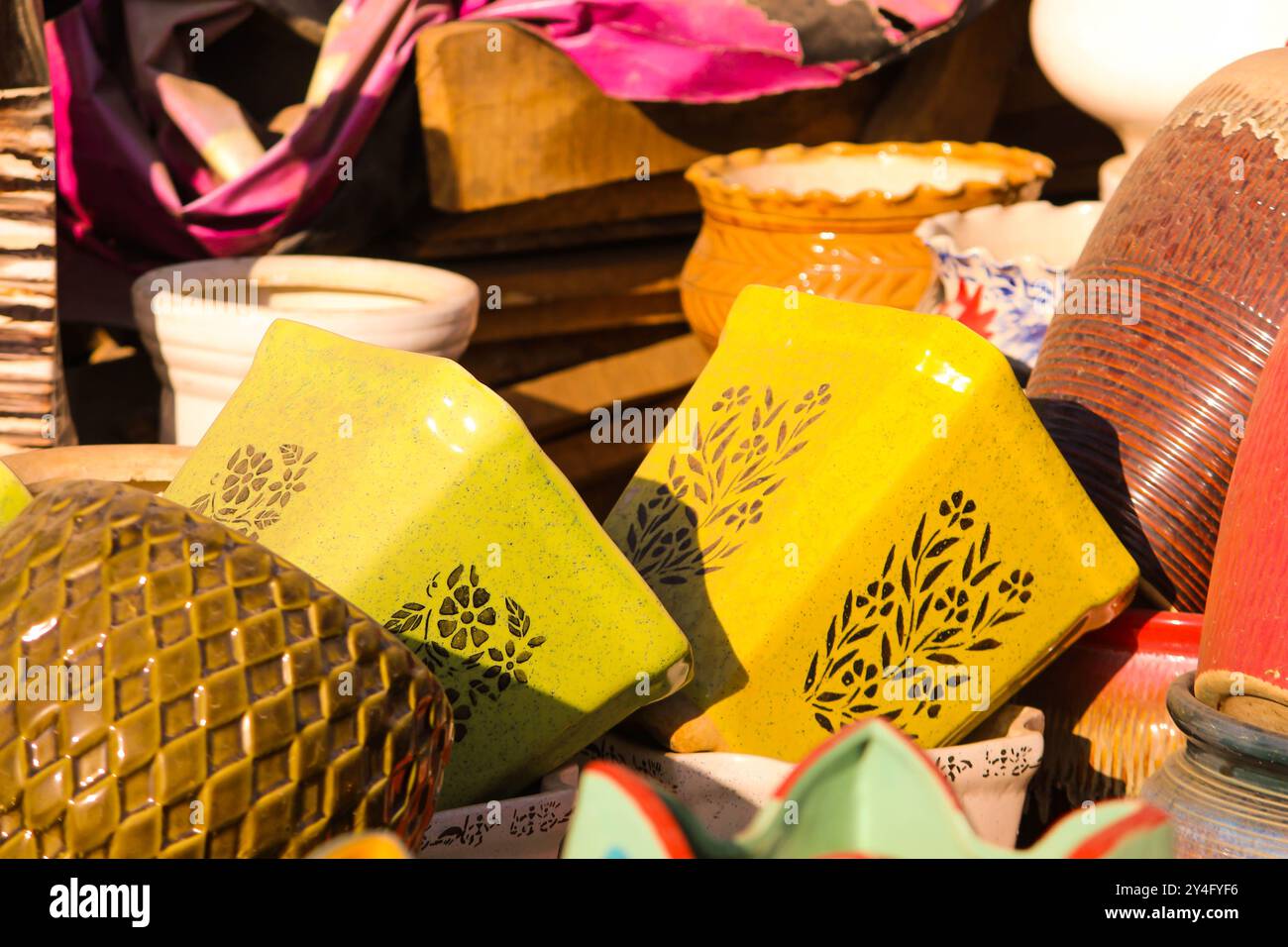 Traditional Indian handmade Items of Earthenware Or Ceramic at a Vendor ...