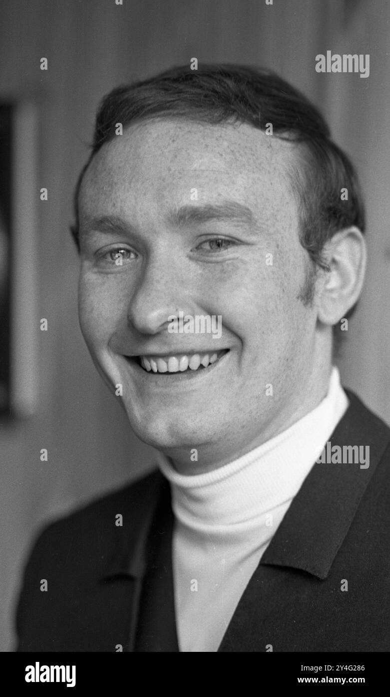 Brian Poole, Tremeloes lead singer c1967 Photo by The Henshaw Archive ...