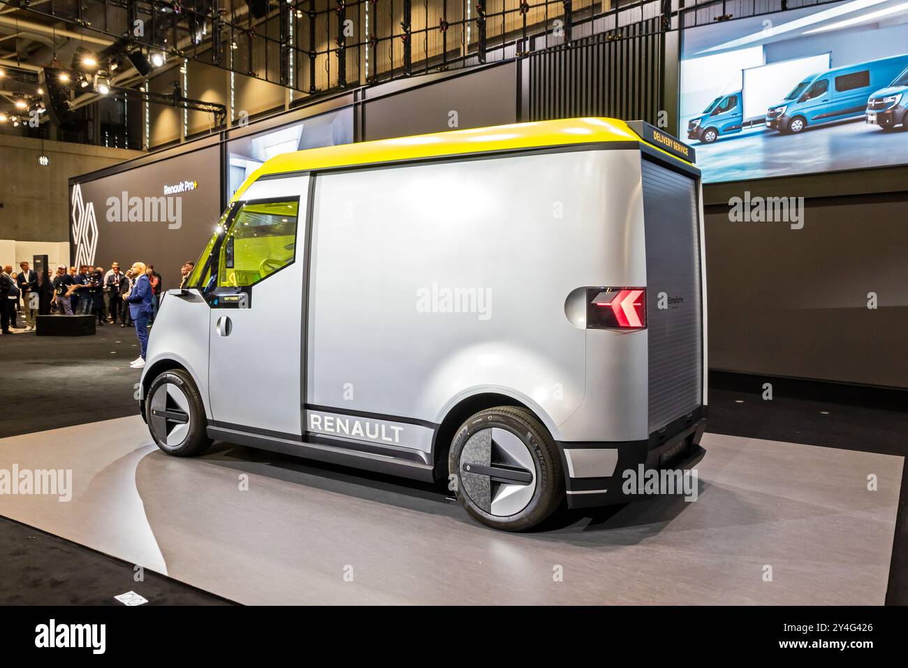 Renault Estafette urban mobility concept van world premiere at the ...
