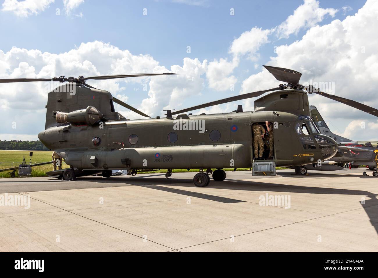 British Royal Air Force Boeing CH-47 Chinook military transport ...
