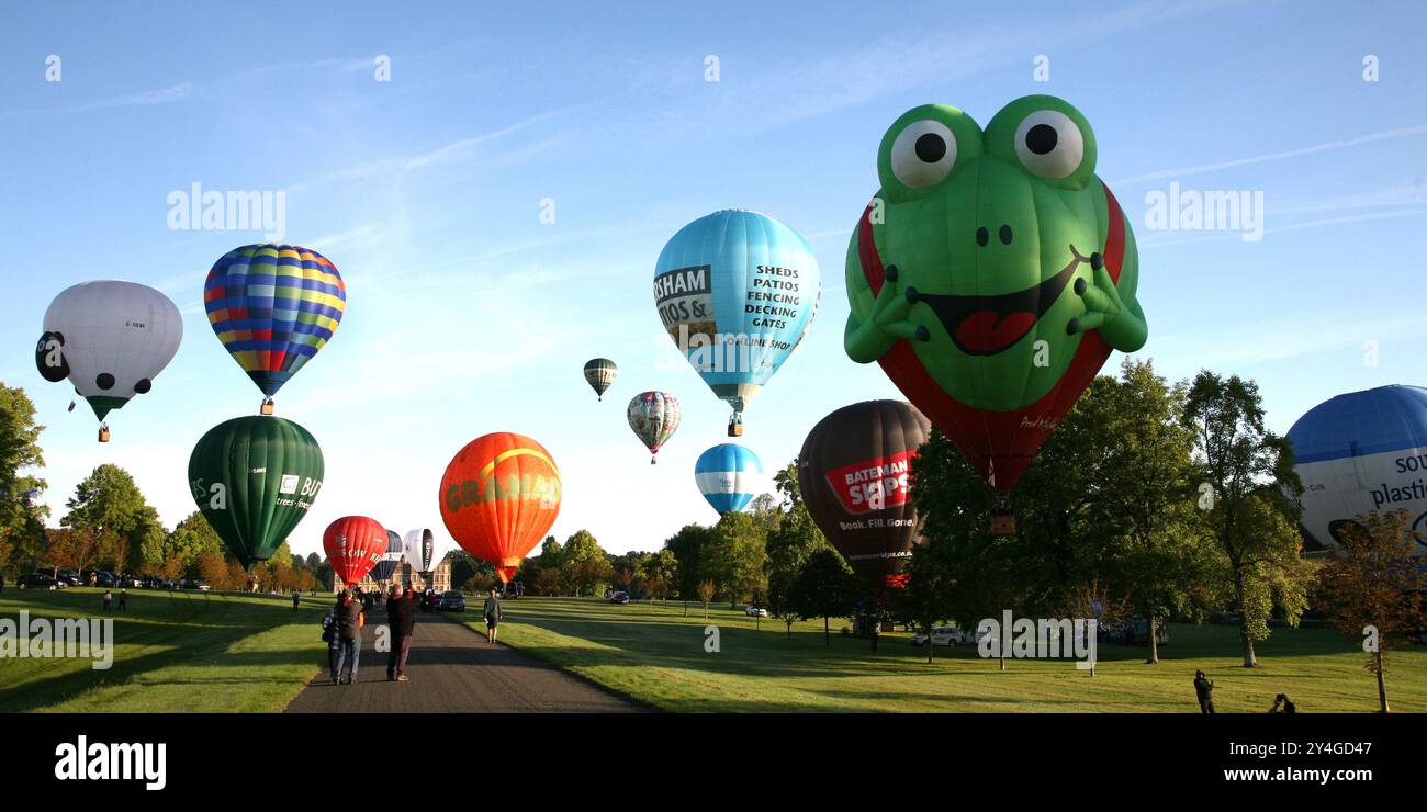 Longleat house & Safari Park Wiltshire England UK, Hot air Balloon ...