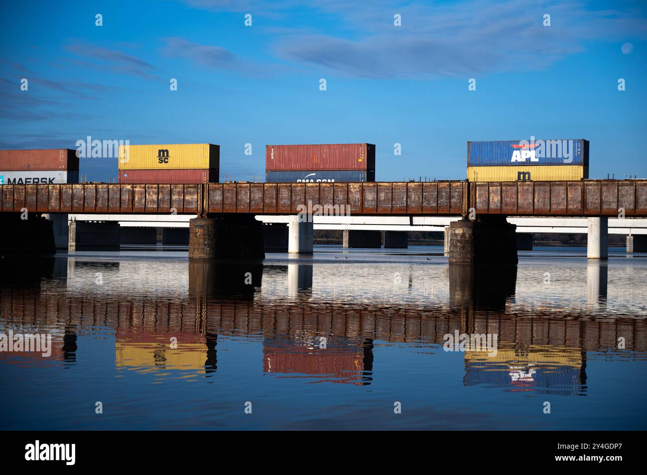 Top washington dc rail bridges hi-res stock photography and images - Alamy