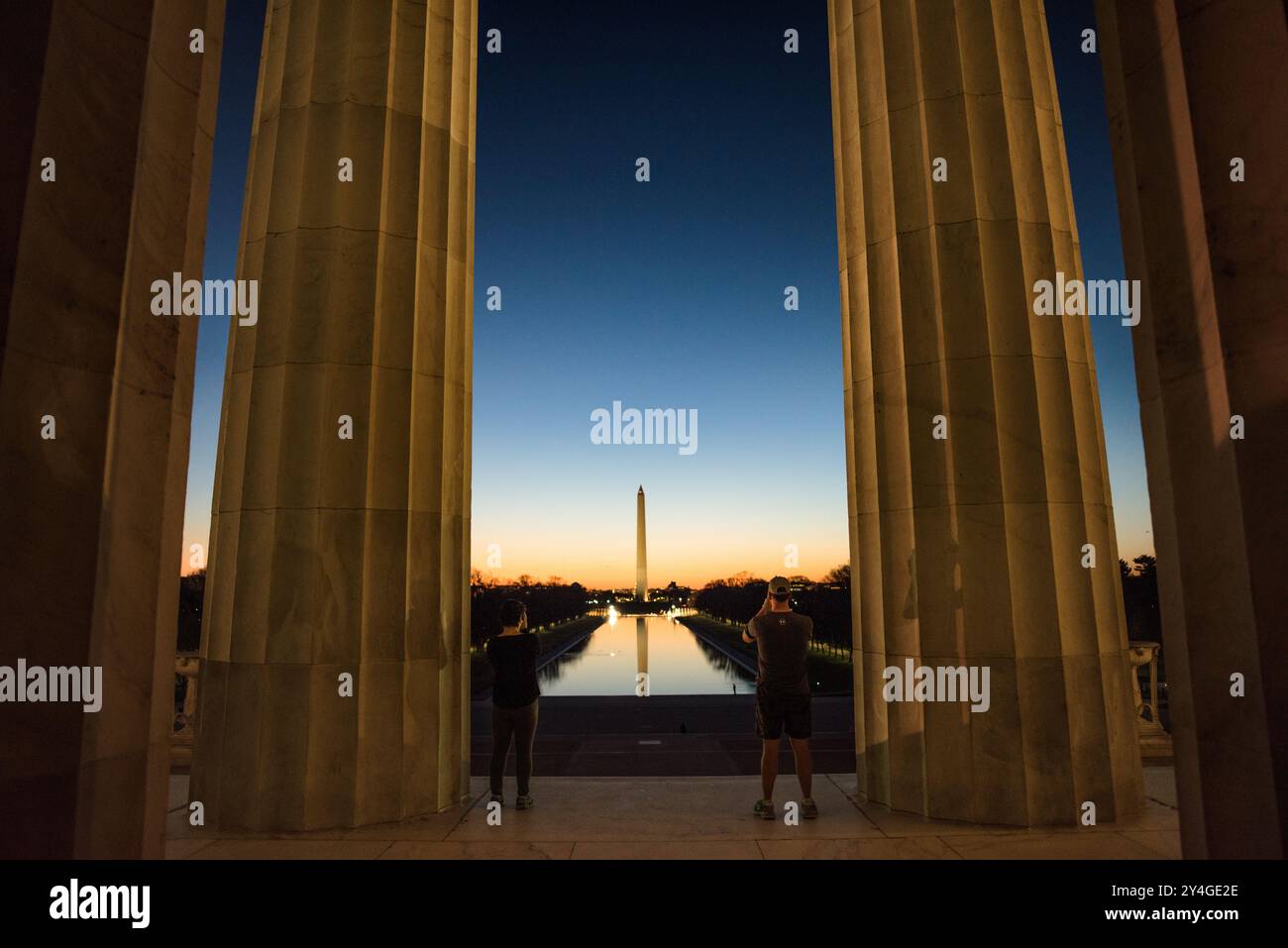 Sunrise over washington dc landmarks hi-res stock photography and ...