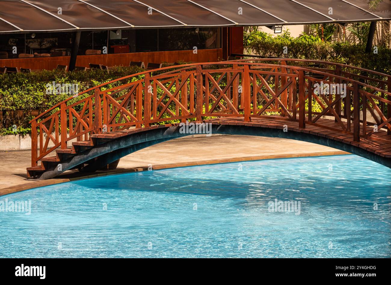 Wooden bridge over swimming pool hi-res stock photography and images ...