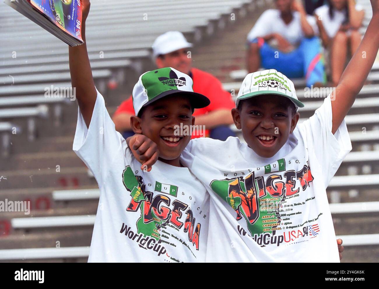 1994 world cup young fans hi-res stock photography and images - Alamy