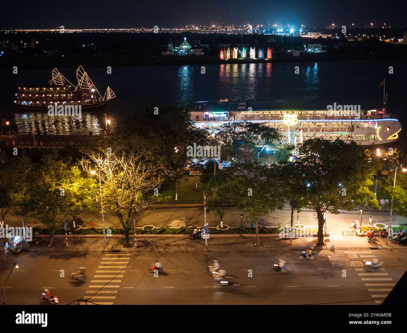 Visit saigon riverside hi-res stock photography and images - Alamy