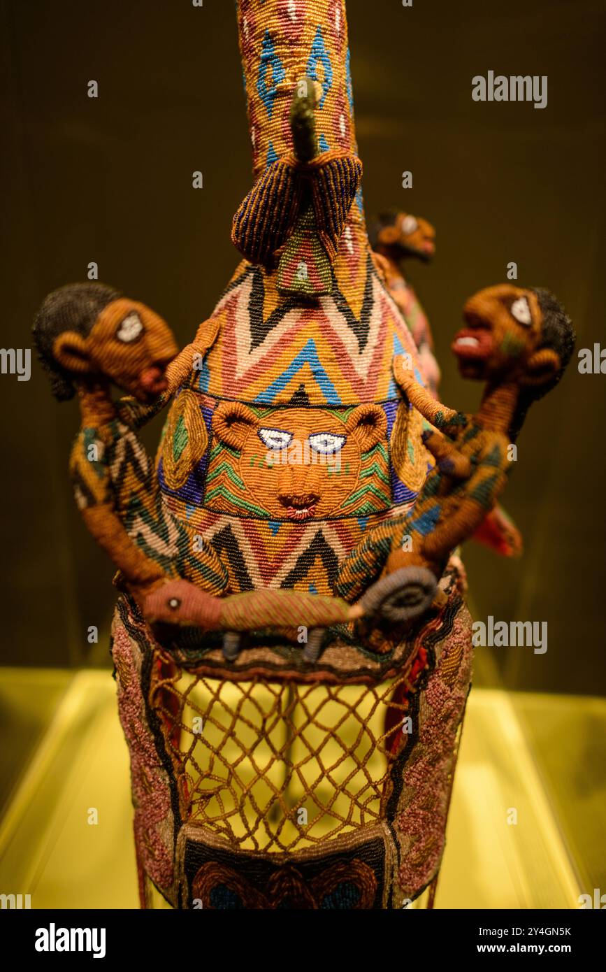 Smithsonian National Museum of African Art Crown from Nigeria. An early ...