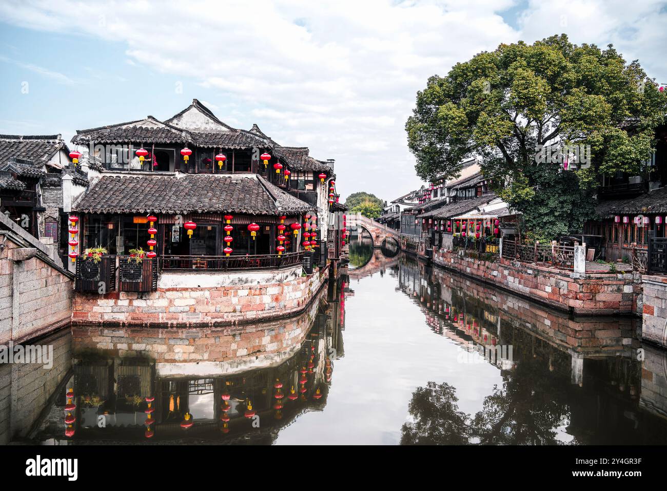 Zhejiang landmarks hi-res stock photography and images - Alamy