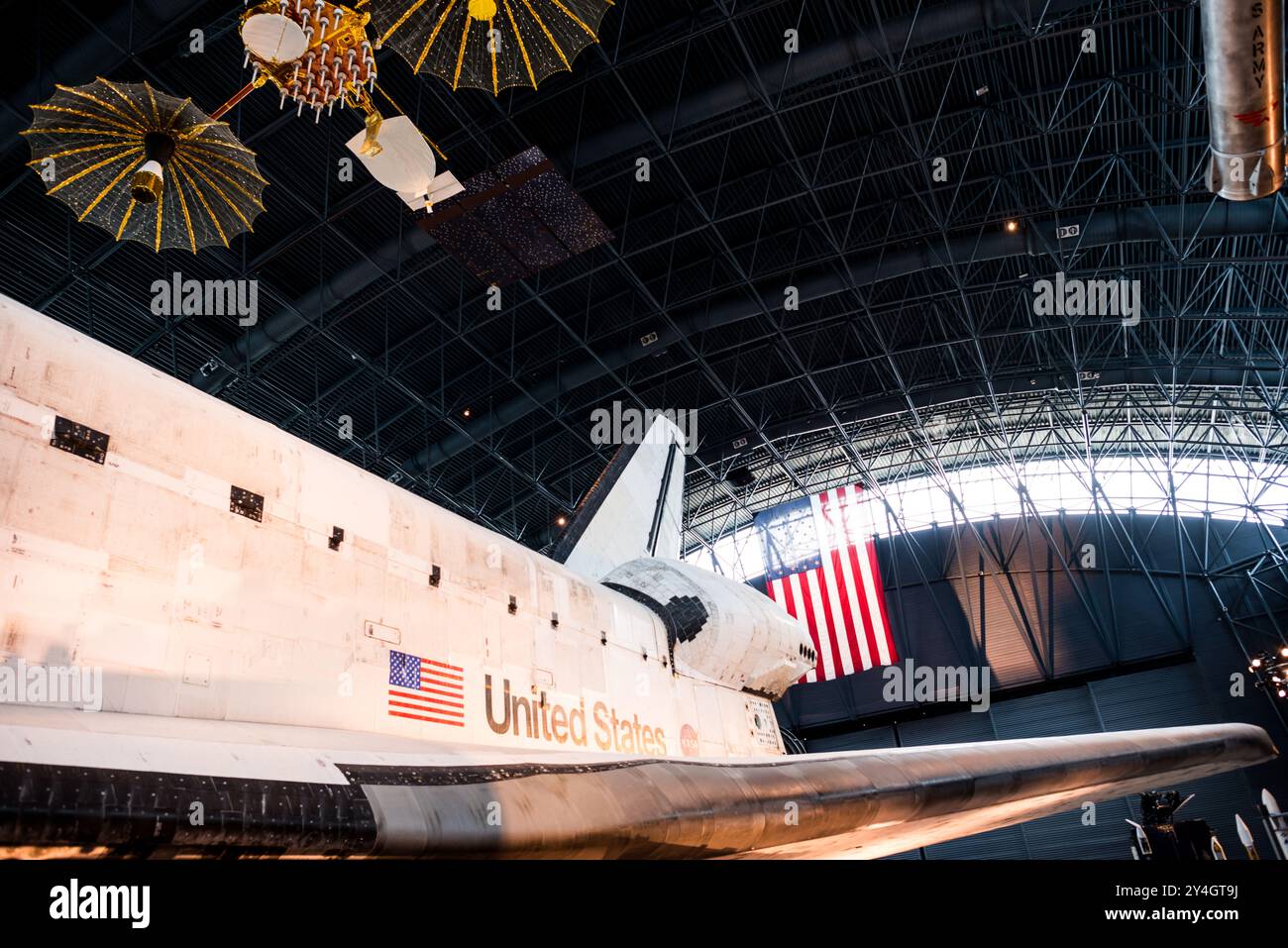 Space Shuttle Discovery Udvar-Hazy Center Chantilly Virginia ...