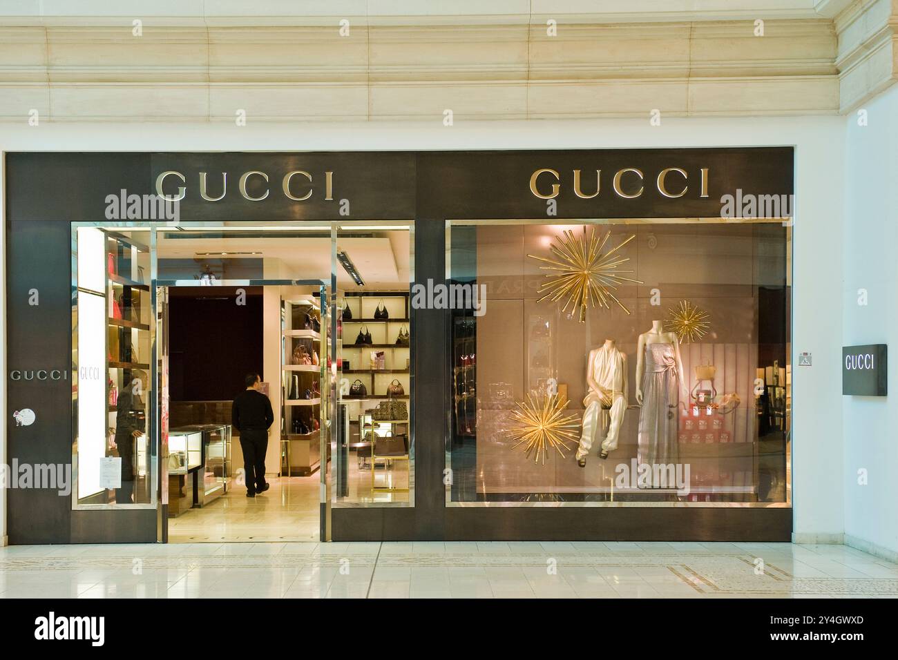 Qatar, Doha, Villaggio shopping mall, Gucci Stock Photo - Alamy