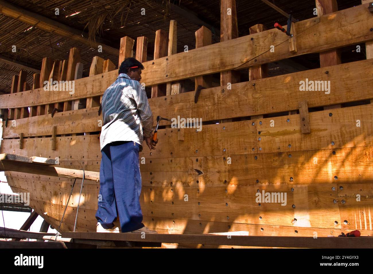 Dhow factory, Sur, Sultanate of Oman Stock Photo - Alamy