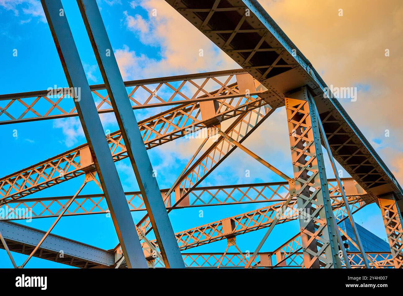 John seigenthale pedestrian bridge hi-res stock photography and images ...