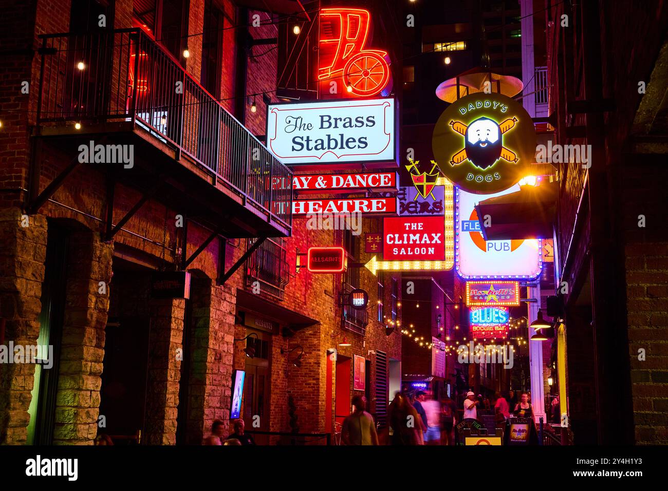 Vibrant Neon Nightlife in Printers Alley Nashville Eye-Level ...