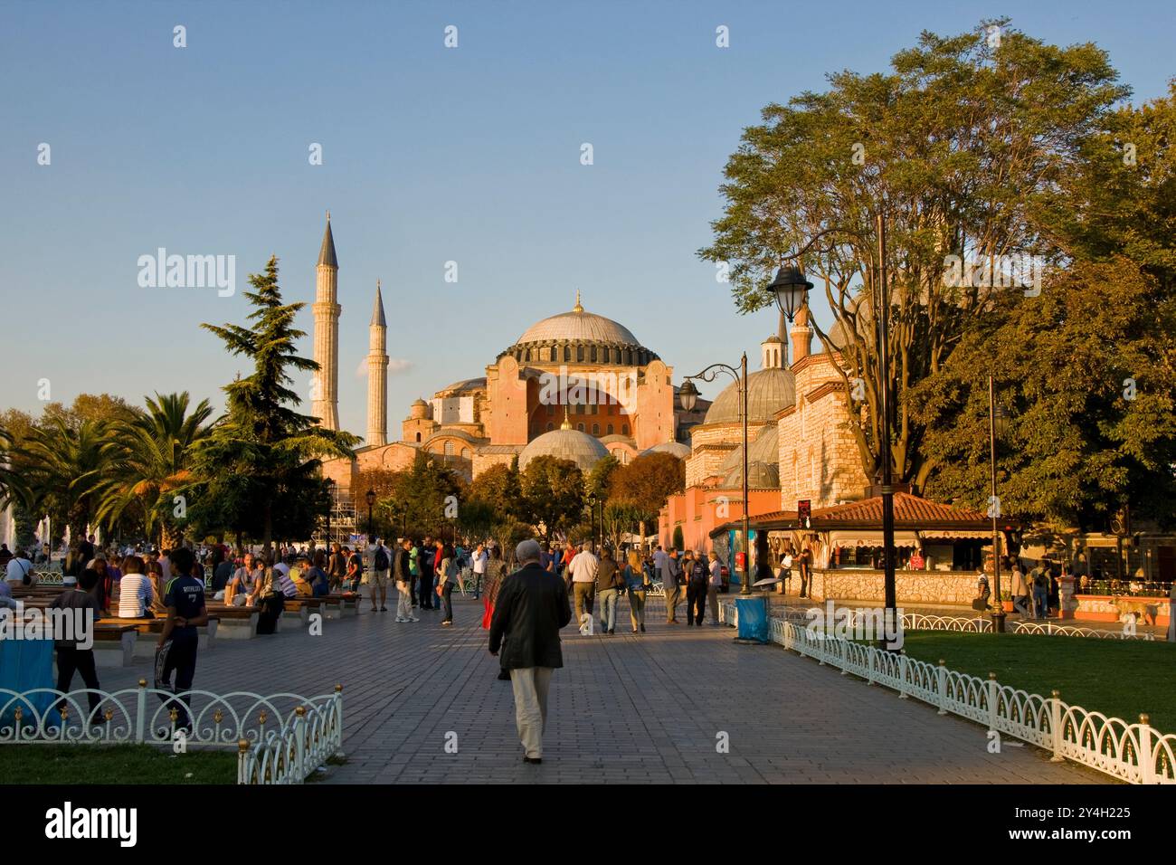 Hagia sofia cathedral hi-res stock photography and images - Alamy