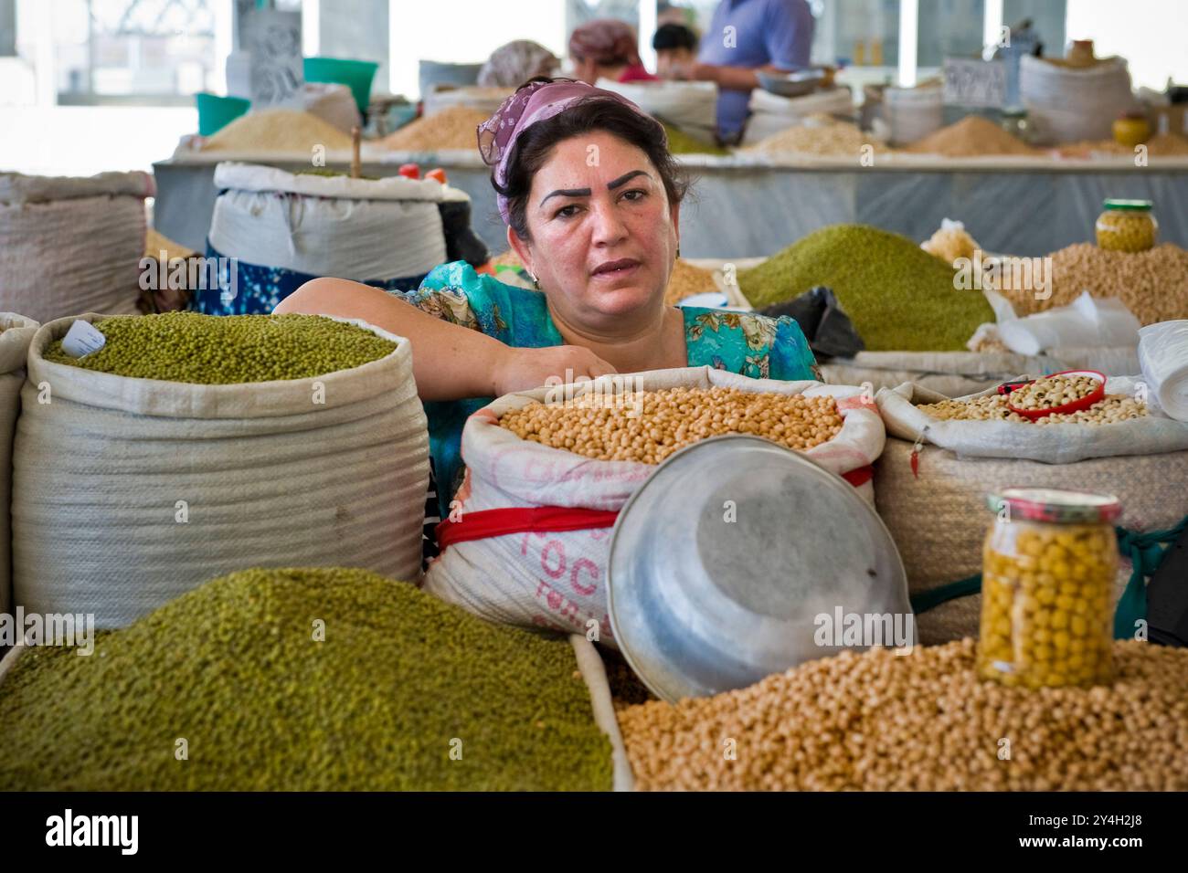 Uzbekistan, Samarkand, Siyob bazaar Stock Photo - Alamy