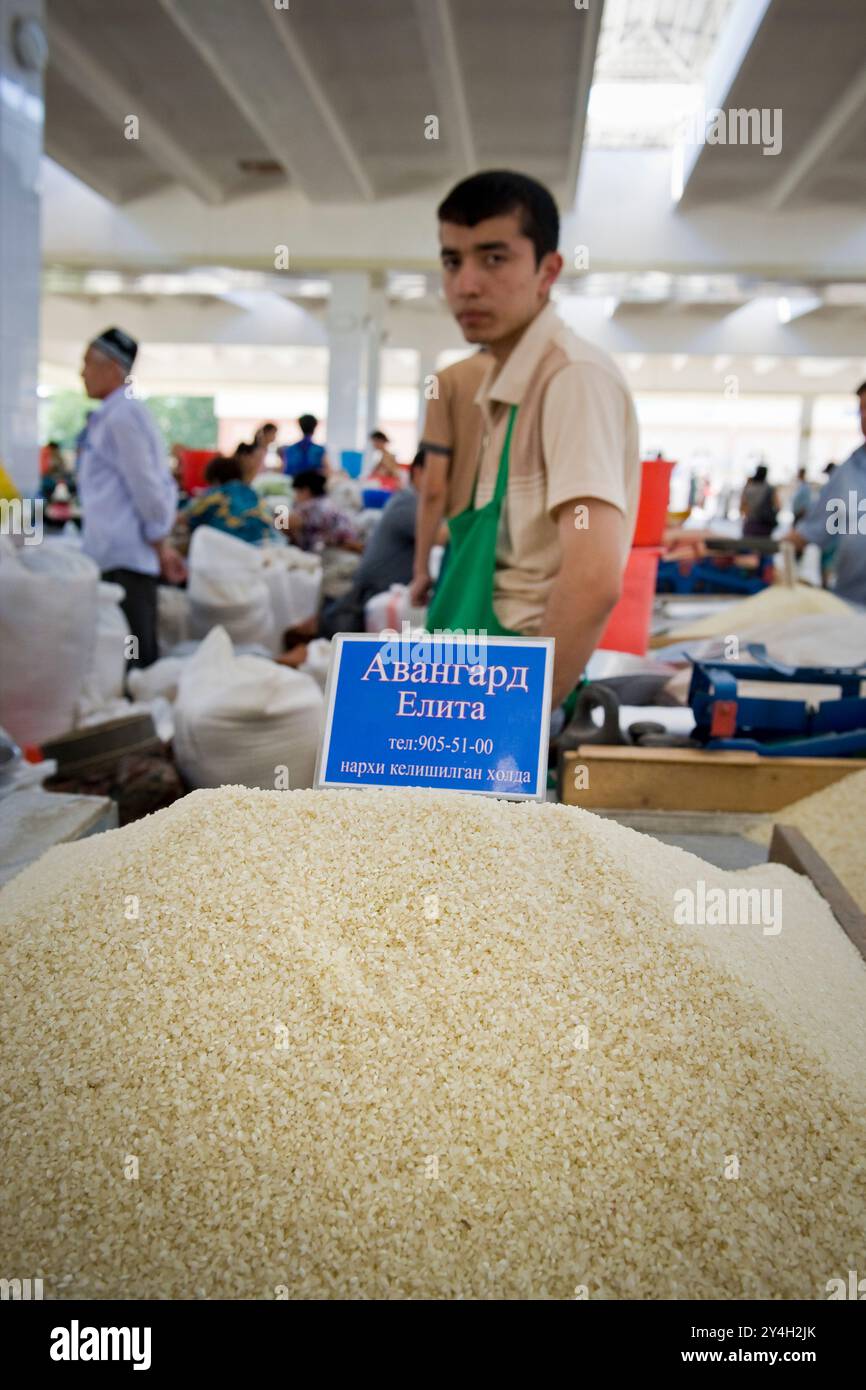 Uzbekistan, Samarkand, Siyob bazaar Stock Photo - Alamy