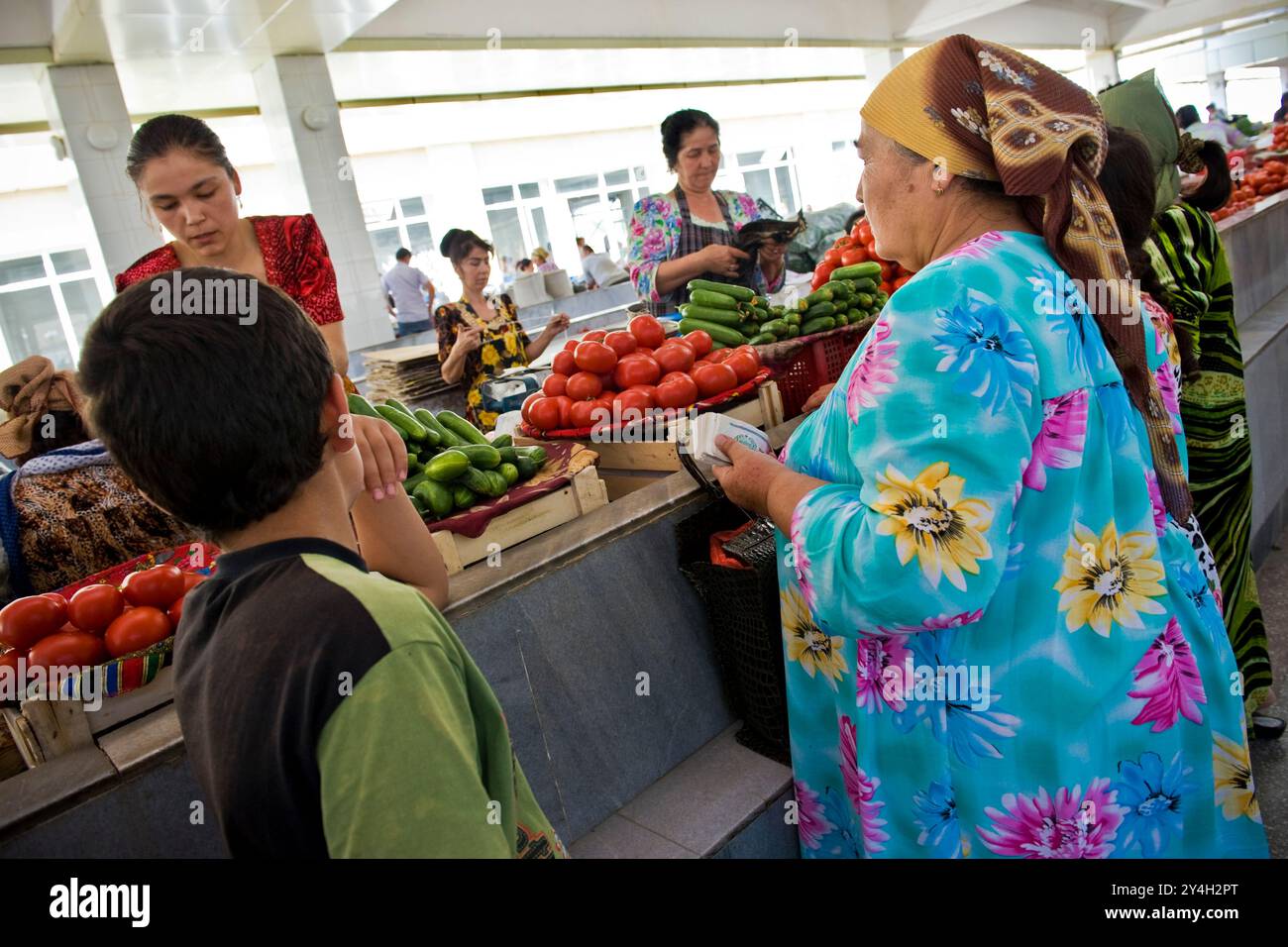 Uzbekistan, Samarkand, Siyob bazaar Stock Photo - Alamy