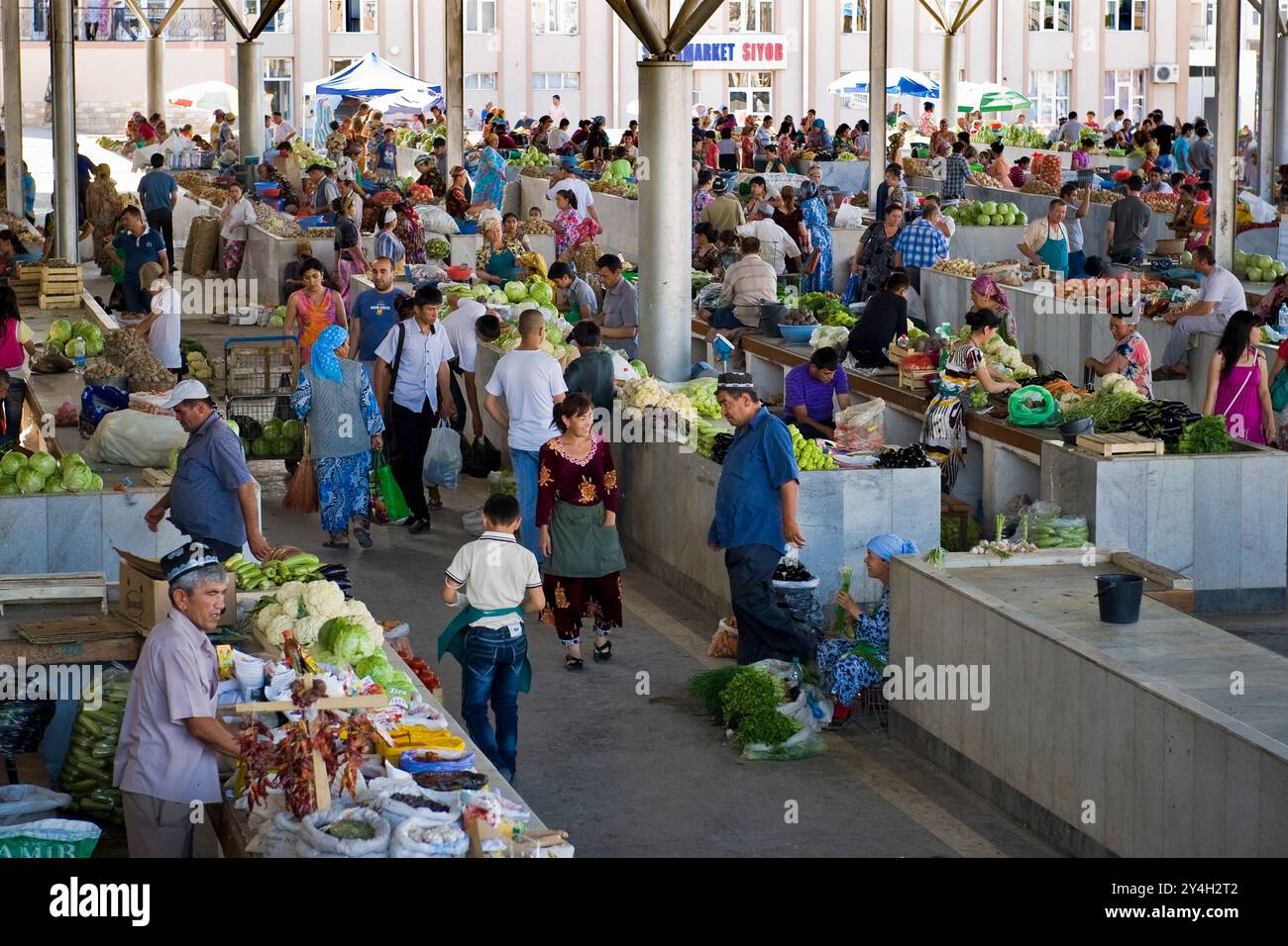 Uzbekistan, Samarkand, Siyob bazaar Stock Photo - Alamy