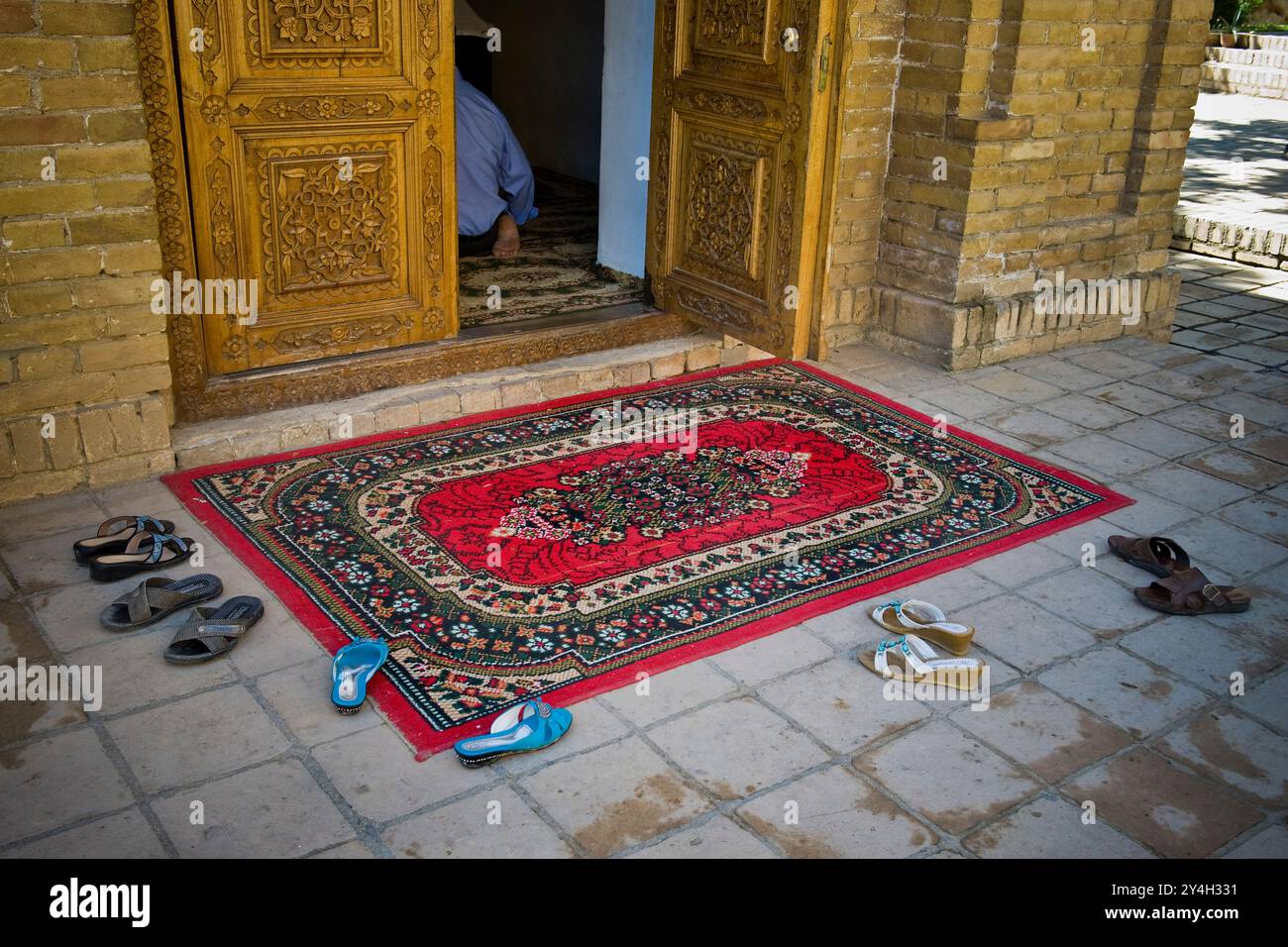 Uzbekistan, Samarkand, St. Daniel mausoleum Stock Photo - Alamy