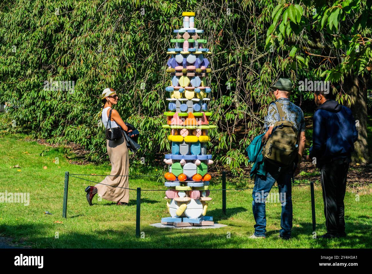 London, UK. 18th Sep, 2024. Frances Goodman, ‘Pillar IV' and ‘Pillar V ...