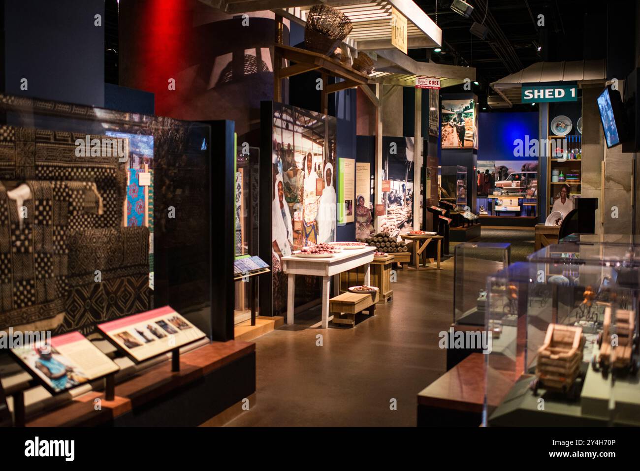 African Voices Exhibit Smithsonian Museum Washington DC // WASHINGTON ...