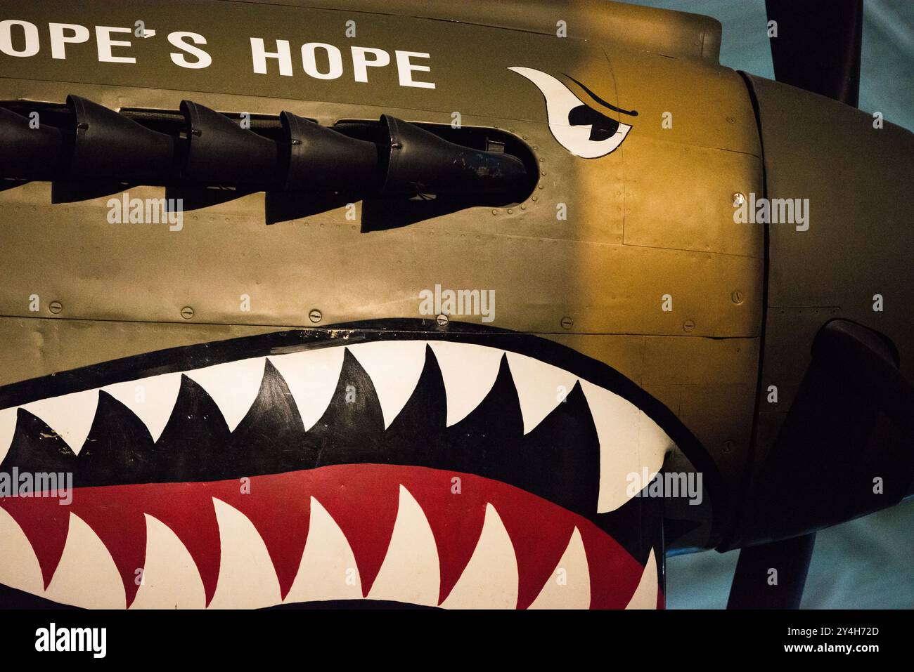 Curtiss P-40E Warhawk Lope's Hope Udvar-Hazy Center Chantilly Virginia ...