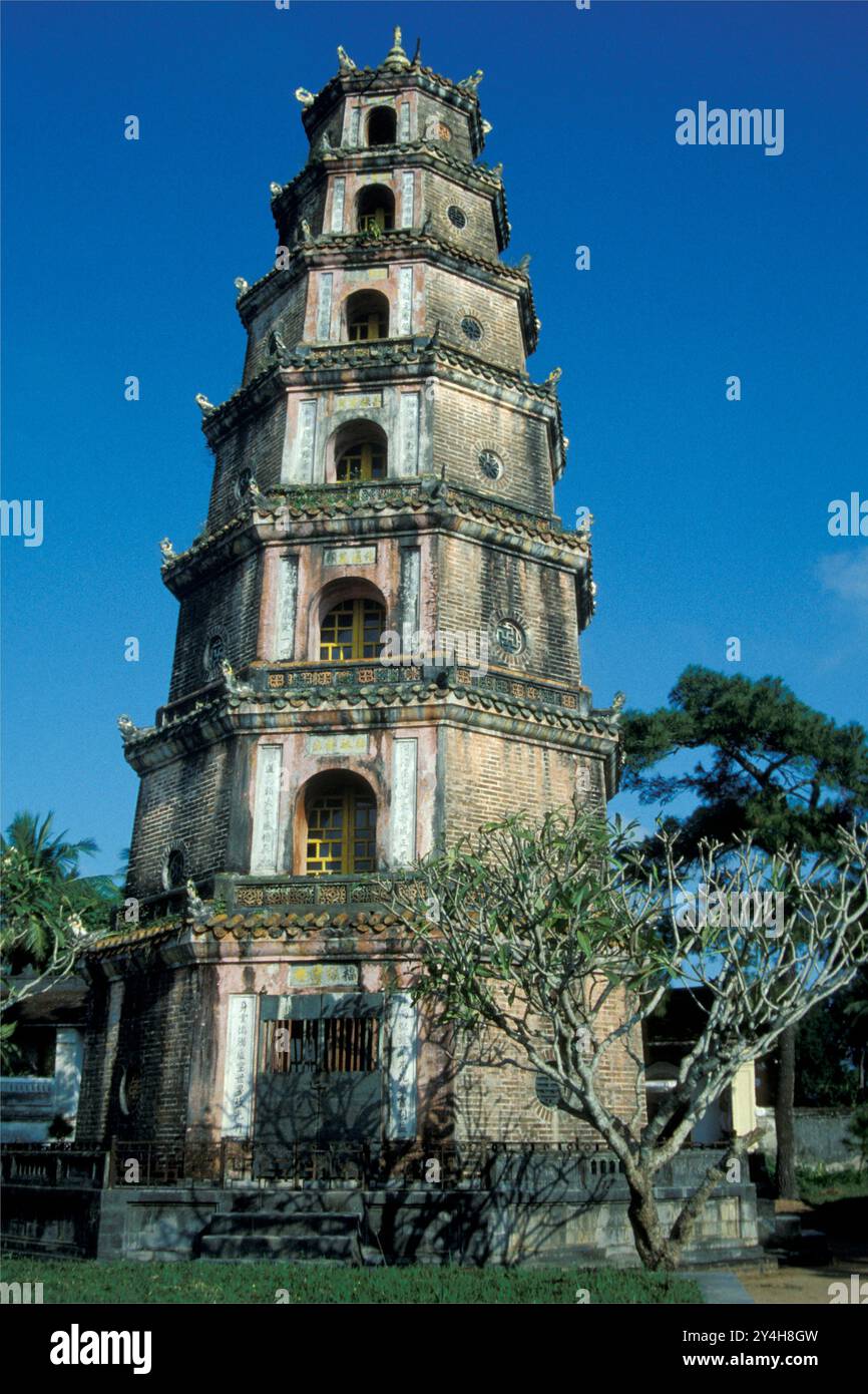 Vietnam war daily life hi-res stock photography and images - Alamy