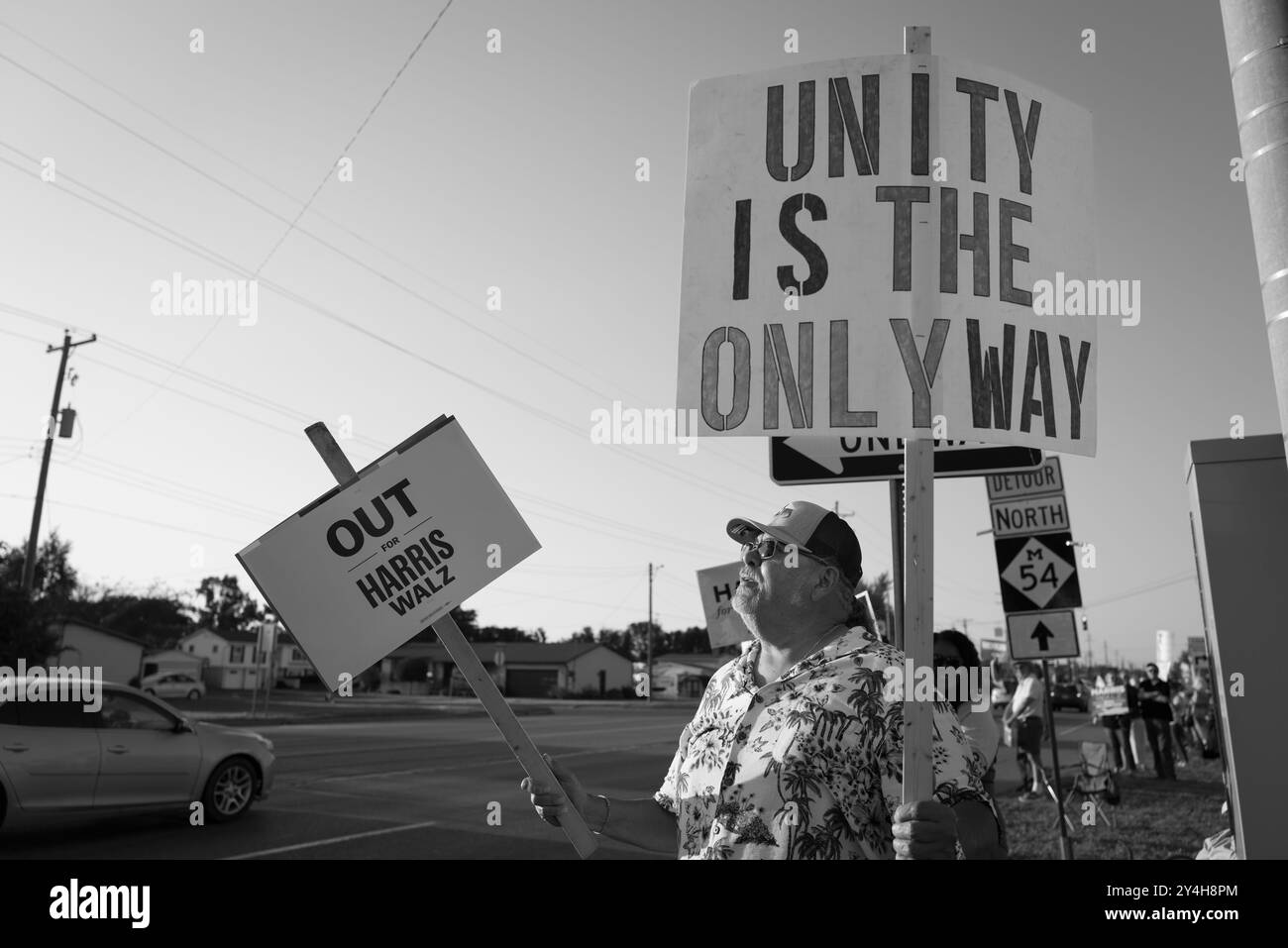 Out for harris walz hi-res stock photography and images - Alamy