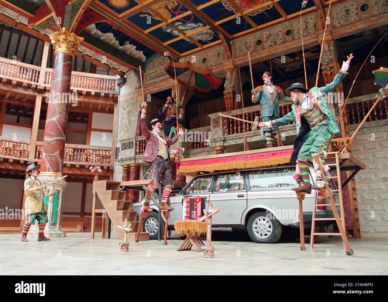 Shakespeares globe theatre london se1 hi-res stock photography and ...