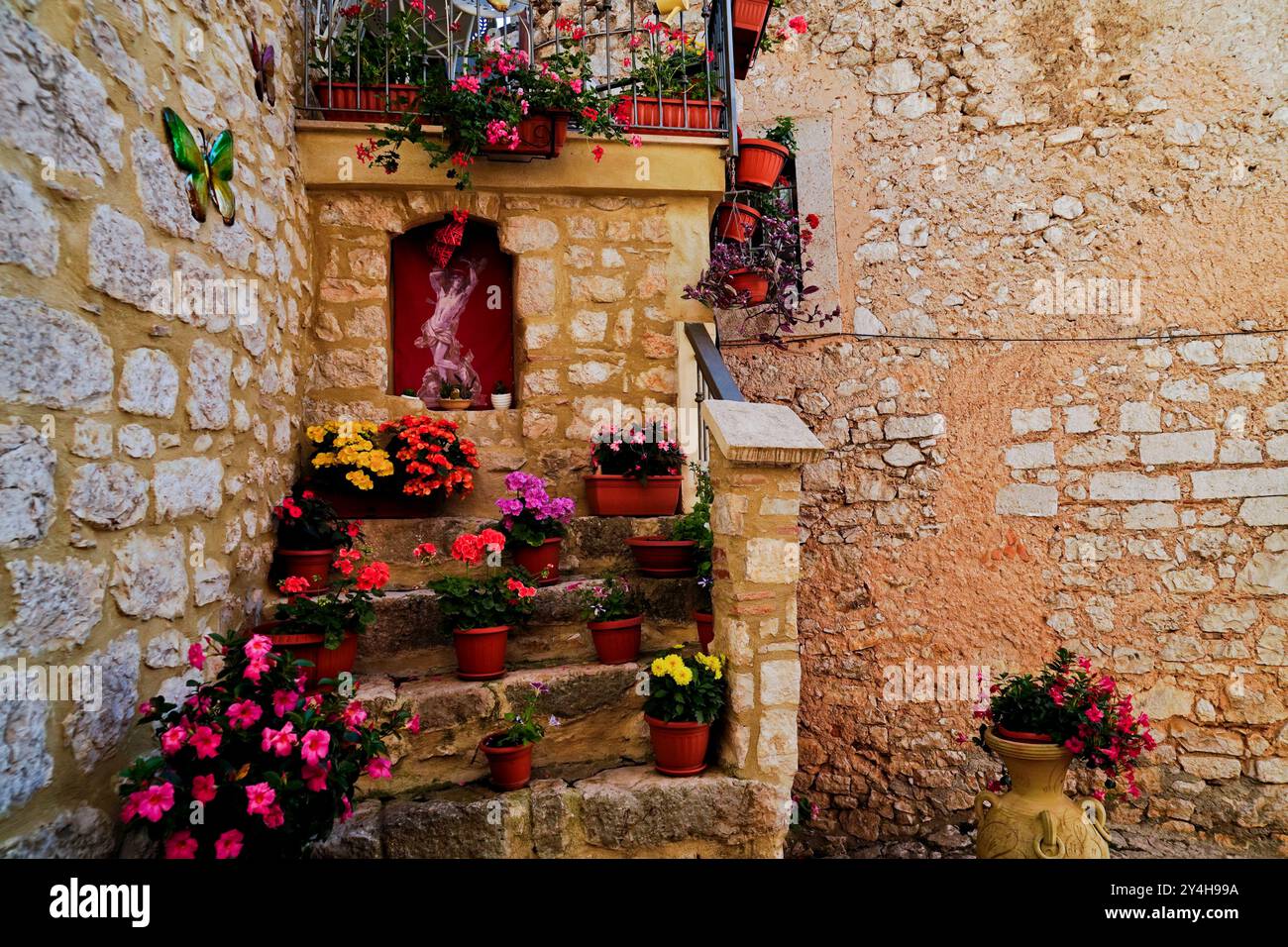 Medieval village of Fumone,Frosinone,Lazio,Italy Stock Photo - Alamy
