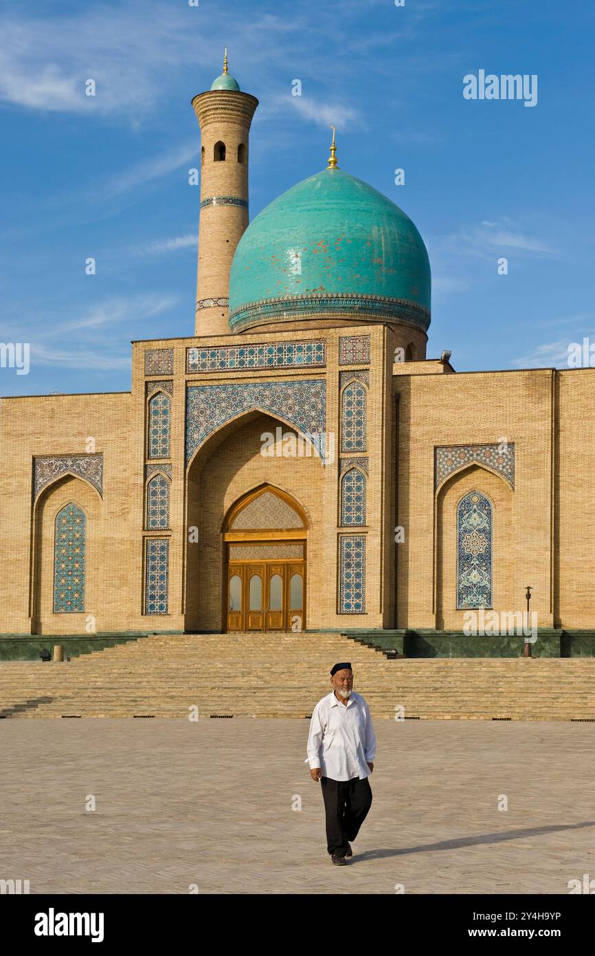Uzbekistan, Tashkent, Khazret Imam complex Stock Photo - Alamy
