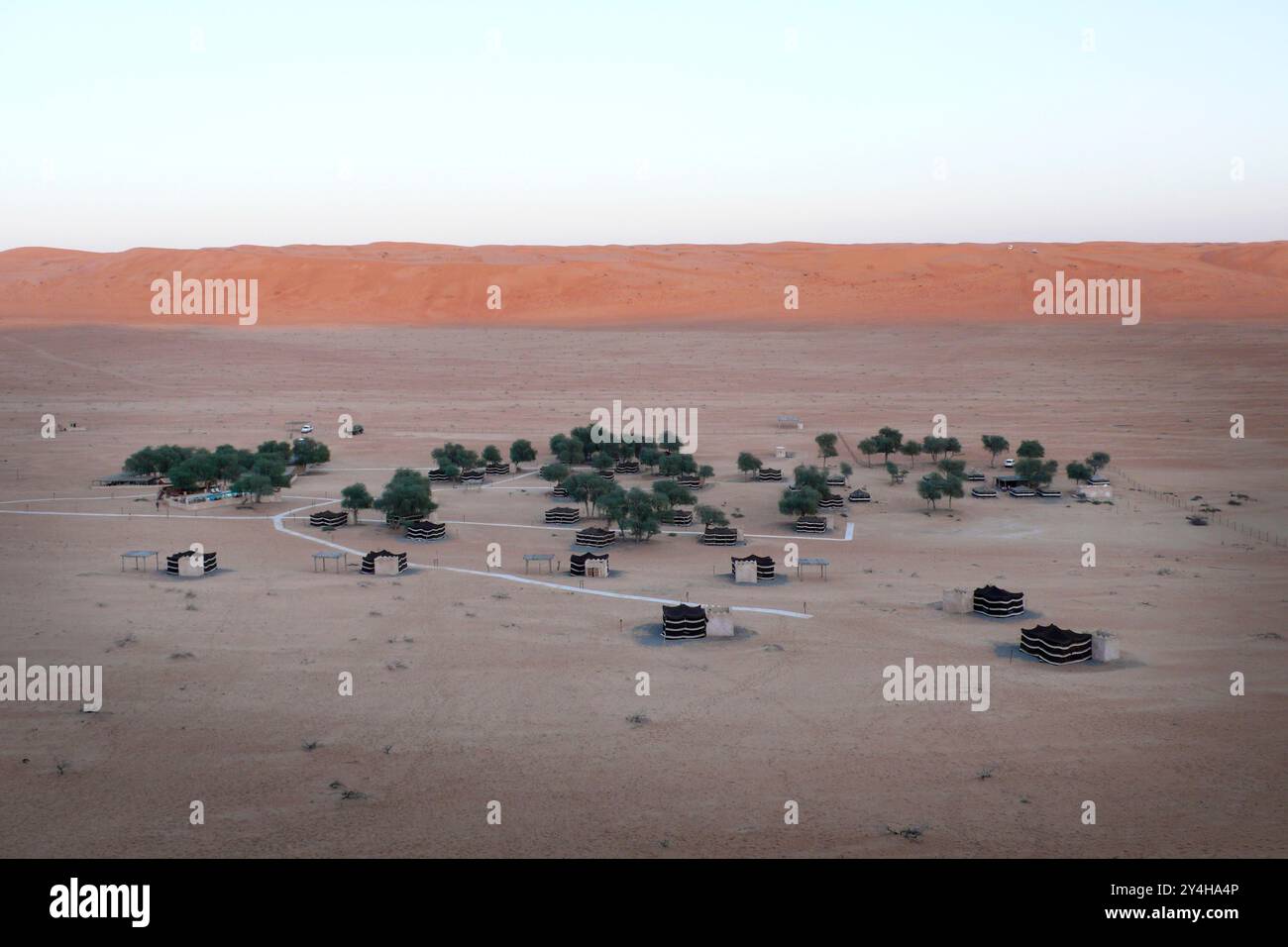 1000 And night resort, Wahiba desert (Oman Stock Photo - Alamy
