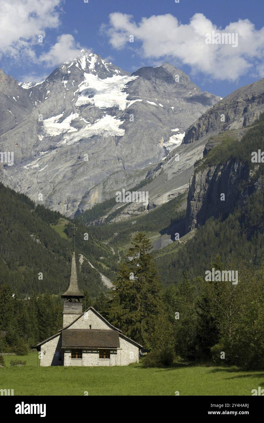 Switzerland, Kandersteg, Bernese Oberland, Bluemlisalp, church ...