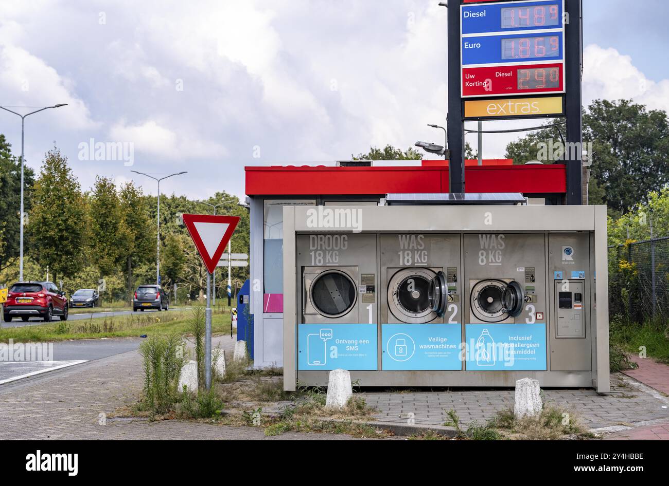 Self-service washing machines, for laundry, clothing, open 24 hours ...