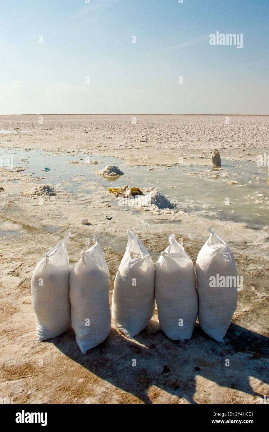 Mahoot salt flats, Sultanate of Oman Stock Photo - Alamy