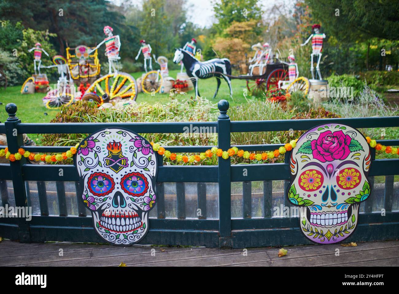 Calavera skull sculpture dia de muertos decoration hi-res stock ...