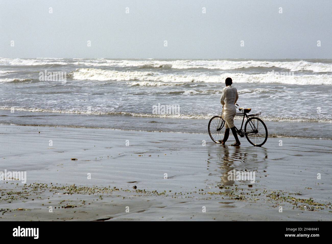 Asia. Pakistan. Karachi Beach Stock Photo - Alamy