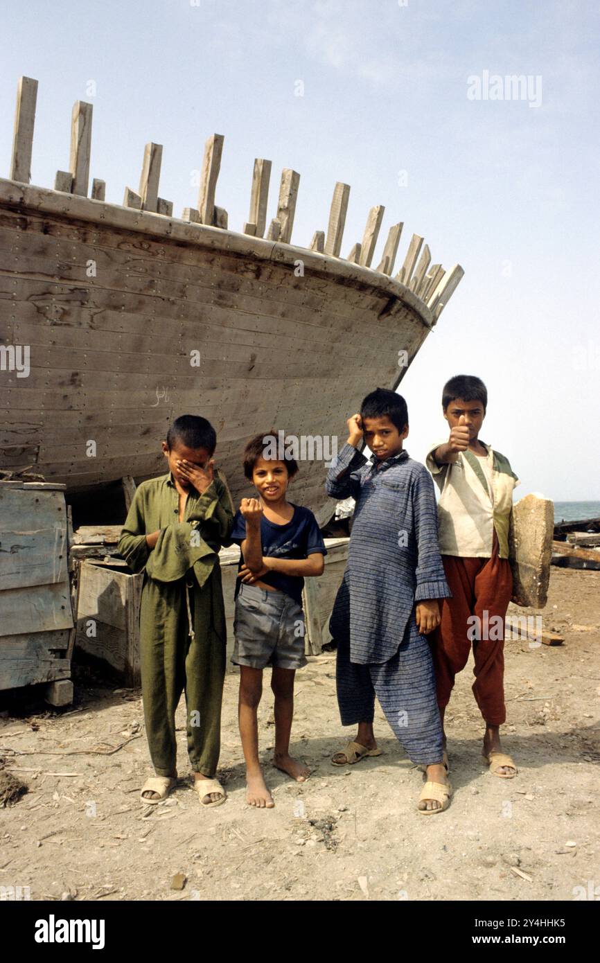 Asia. Pakistan. Children At The Port Of Karachi Stock Photo - Alamy