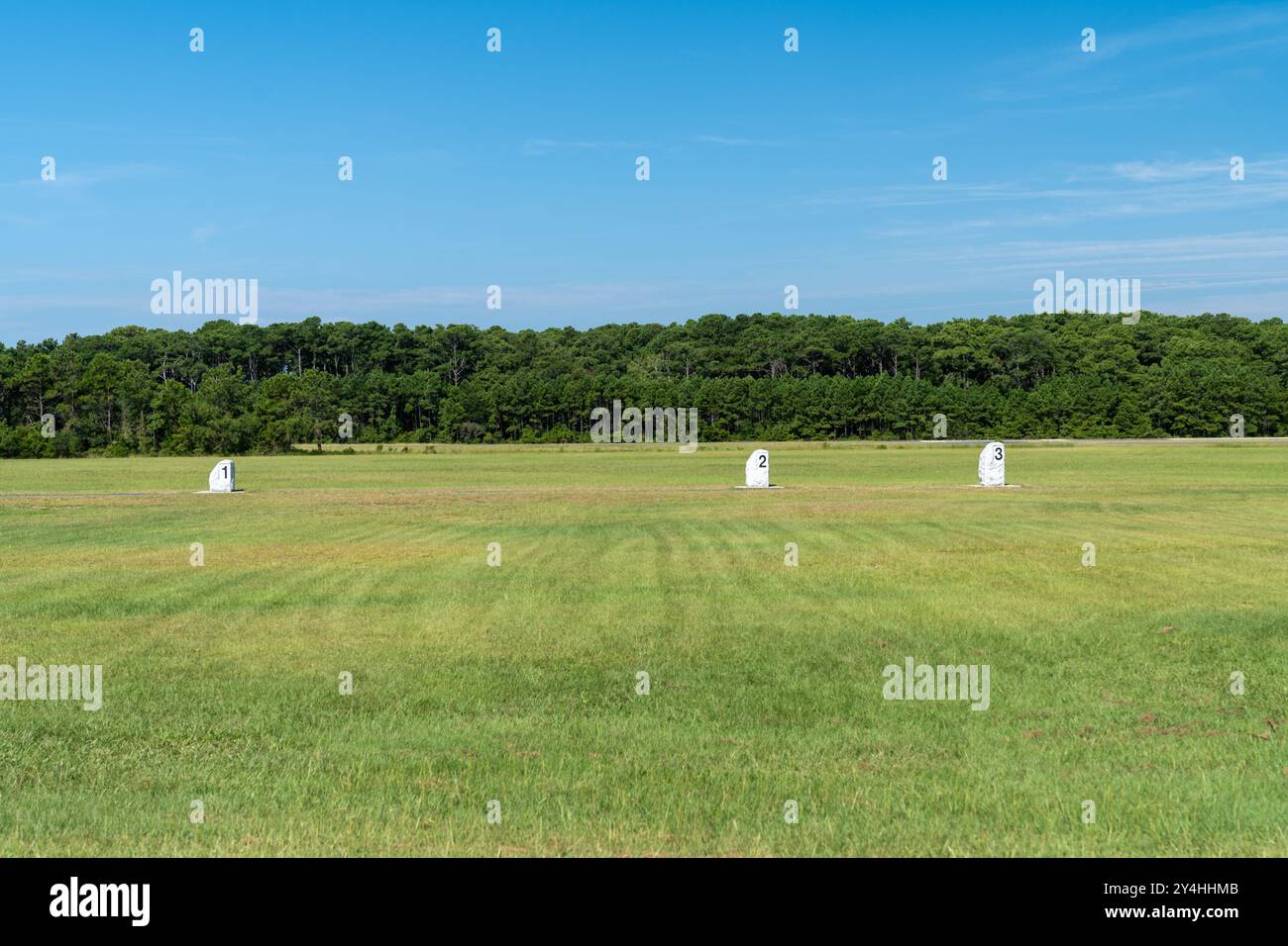 Path of the first flight with markers of where the planes landed ...