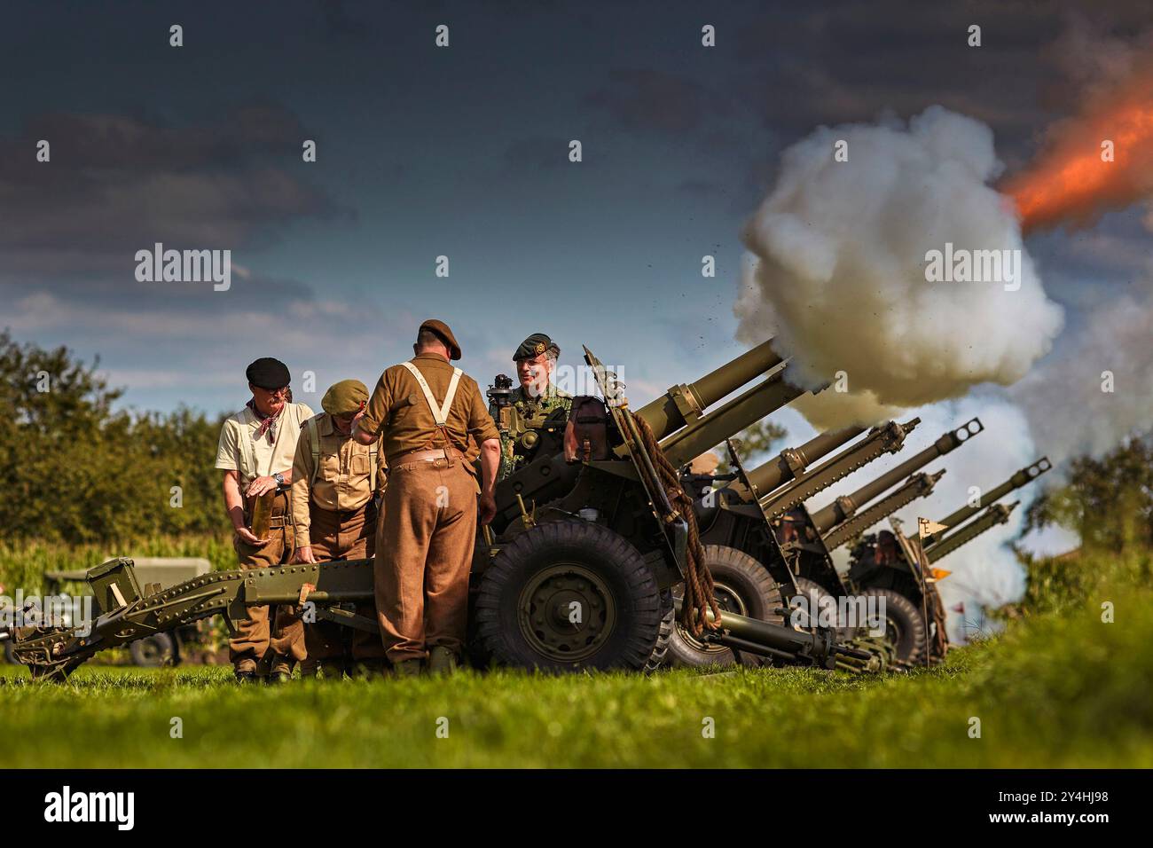 Firing 80 year old (antique) artillery (1944) by reenactors during the ...