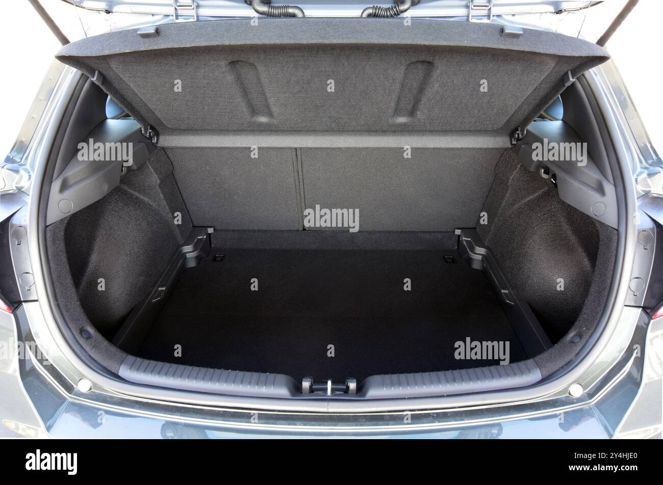 The trunk of a passenger car Stock Photo - Alamy