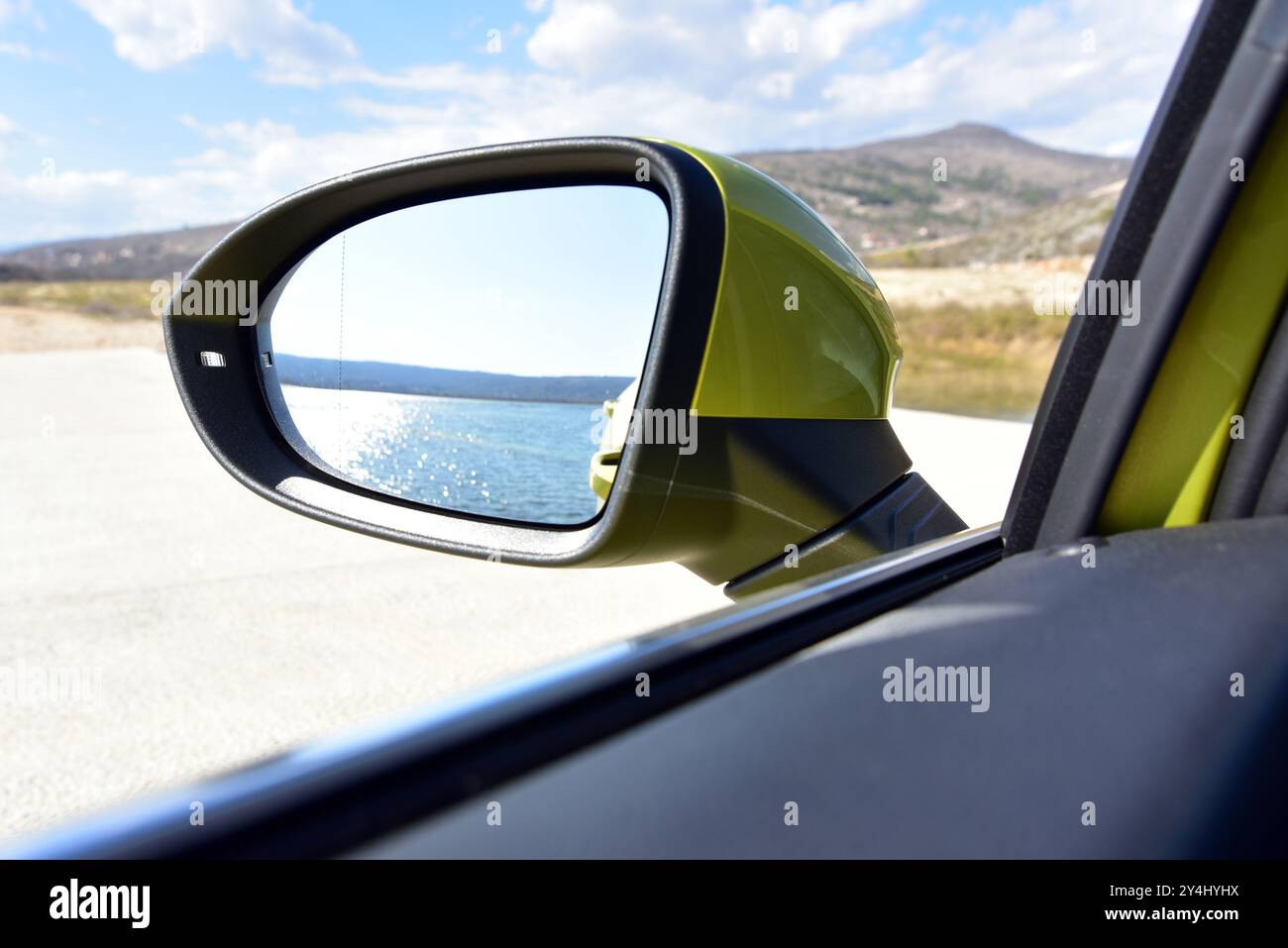 Side view with indicator hi-res stock photography and images - Alamy
